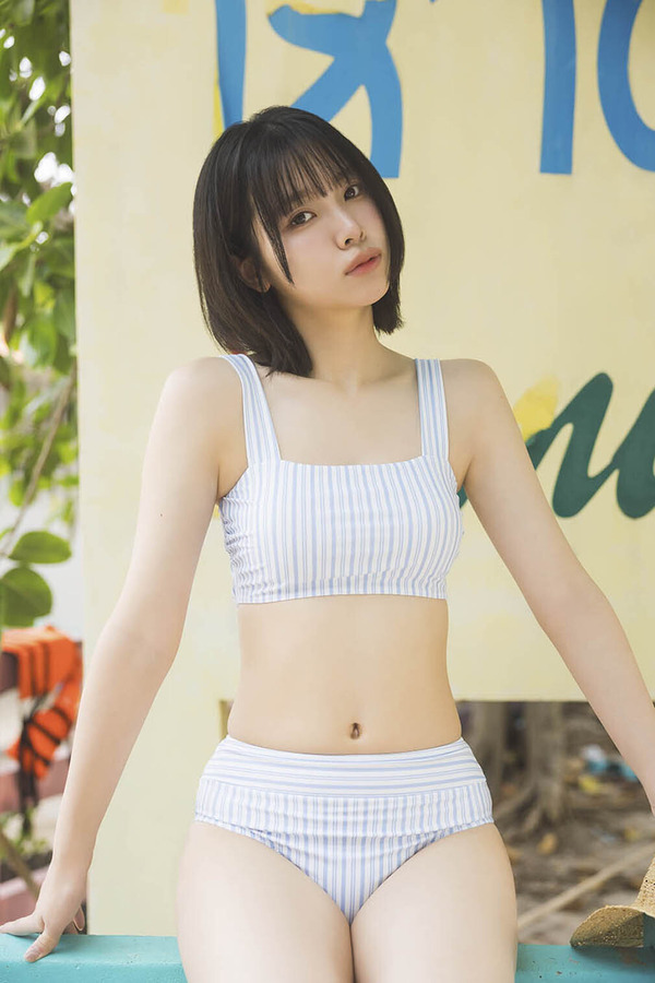 「ラブライブ」Liella!のLiyuu、初の水着に挑戦！ “自分でも知らない新しい表情、仕草”が詰まった2nd写真集が発売 | アニメ！アニメ！